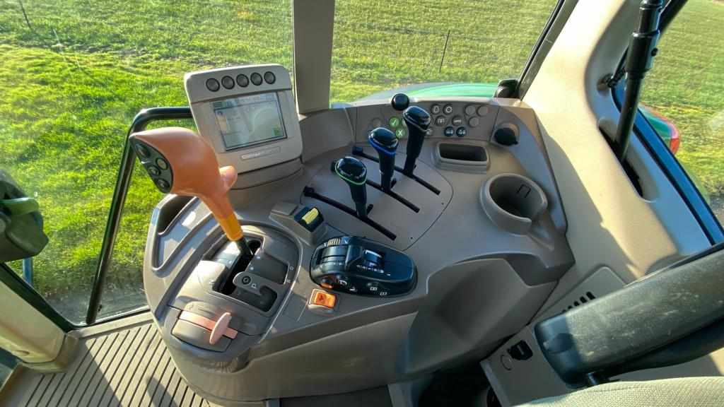 John Deere 7530 - JF Agricultural Engineering